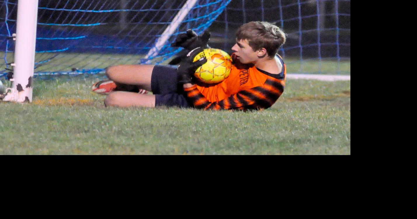 FALL SPORTS GUIDE: St. Peter Boys Soccer | Sports | southernminn.com