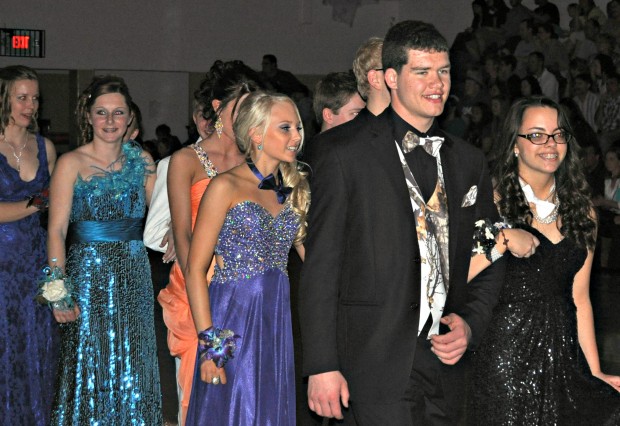 GALLERY: A night under the sea at St. Peter High School's prom | News ...