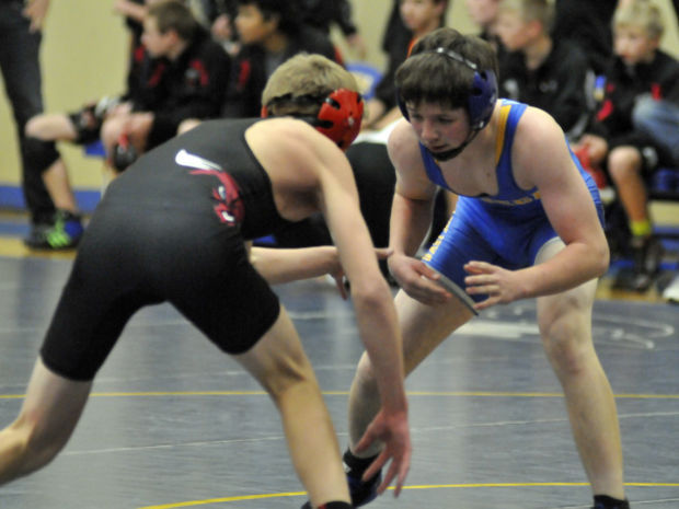 WINTER SPORTS PREVIEW: Waseca grapplers to lean on returning core ...