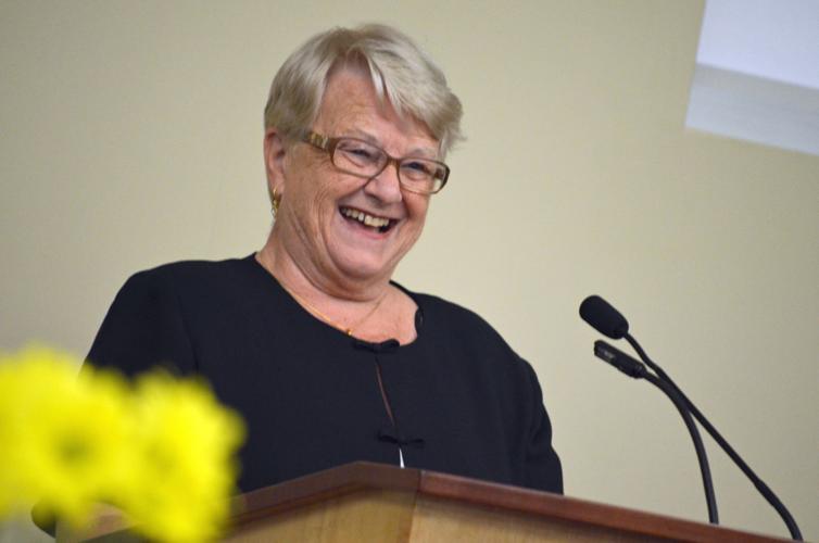 GALLERY: Olson strikes a chord in WCW address | News | southernminn.com