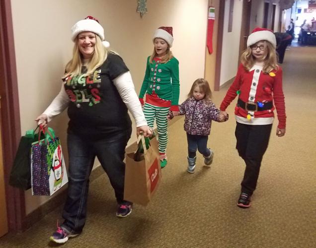 Vosejpka family charms children at Santa's Workshop | News ...