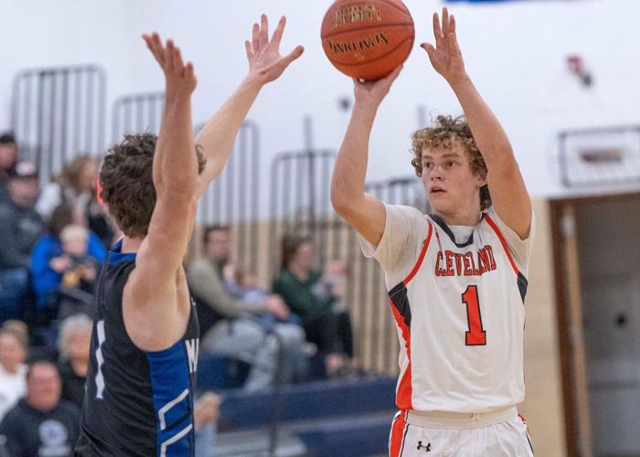 Clippers come up short at MCW; Kortuem reaches 1000-point milestone ...