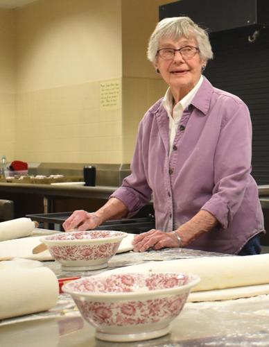 PHOTOS: Lefse-making tradition continues at First English Lutheran ...