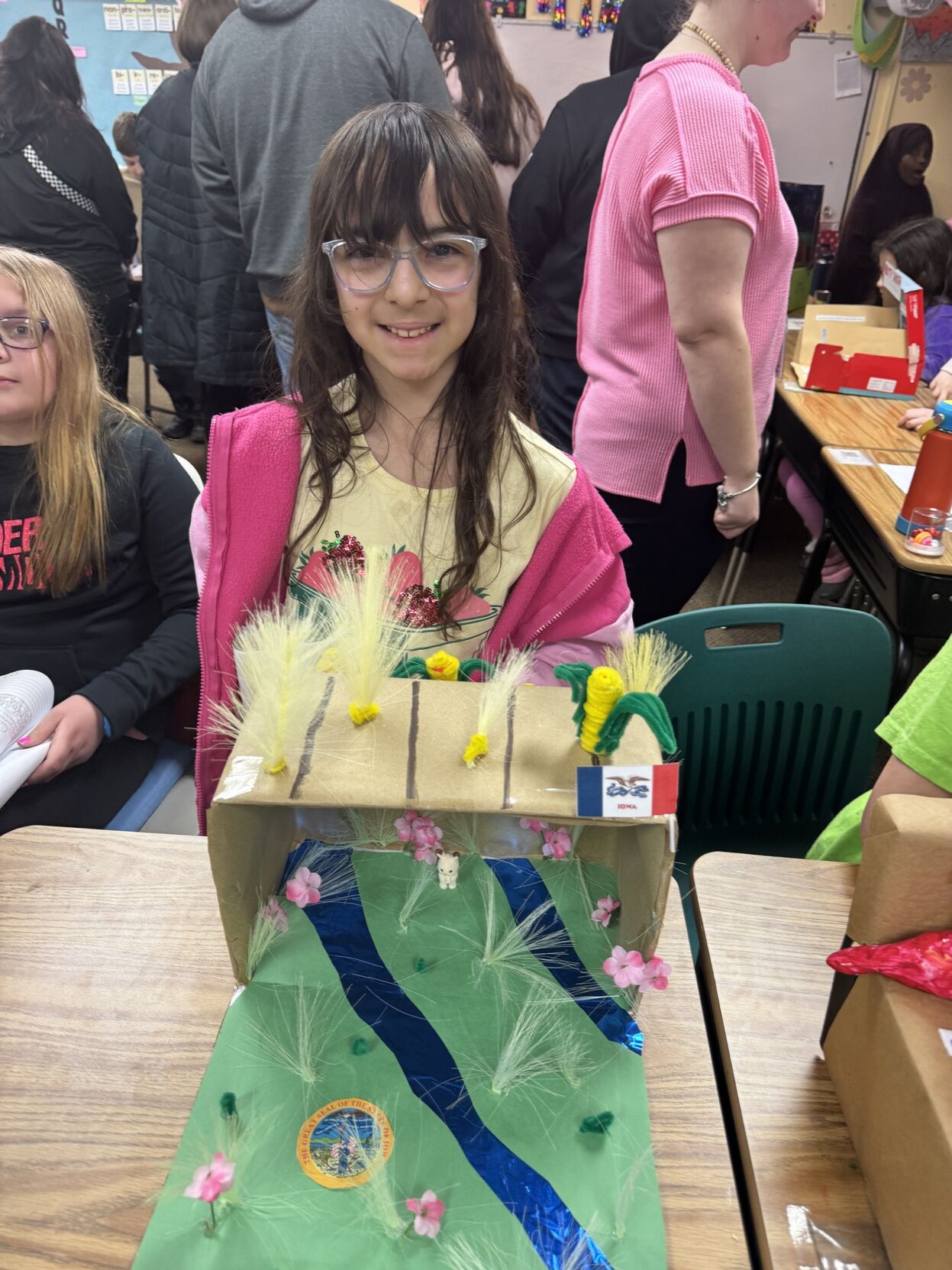 Lincoln 4th graders present 'state float' projects | Community ...