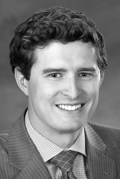 Snodgrass qualifies for Edward Jones' Financial Advisor Leaders ...