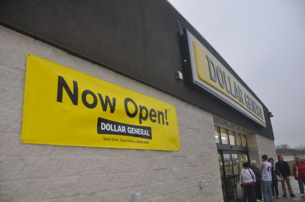 Dollar General grand opening in Le Center | News | southernminn.com