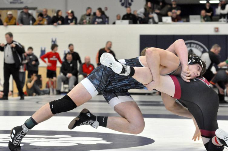 Franek, O'Malley and Reyes punch their tickets to state as Section 2AA ...