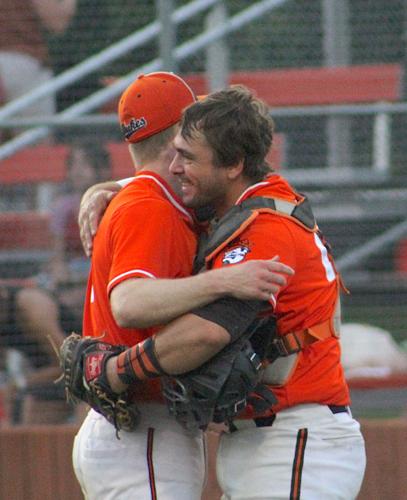 Dukes advance in state townball tournament | Sports | southernminn.com