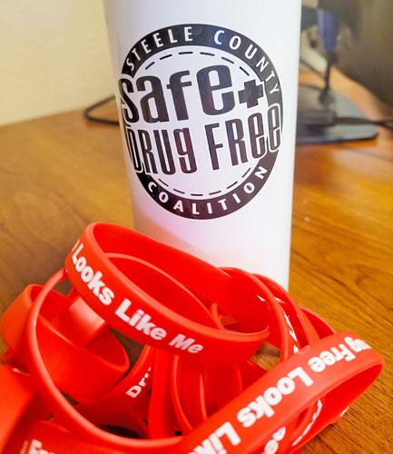 Owatonna says 'No' to drugs for Red Ribbon Week | News | southernminn.com