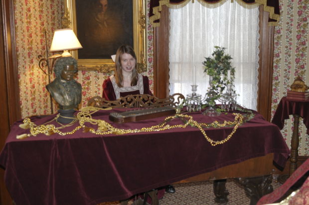 GALLERY: Christmas at the Cox House continues | News | southernminn.com