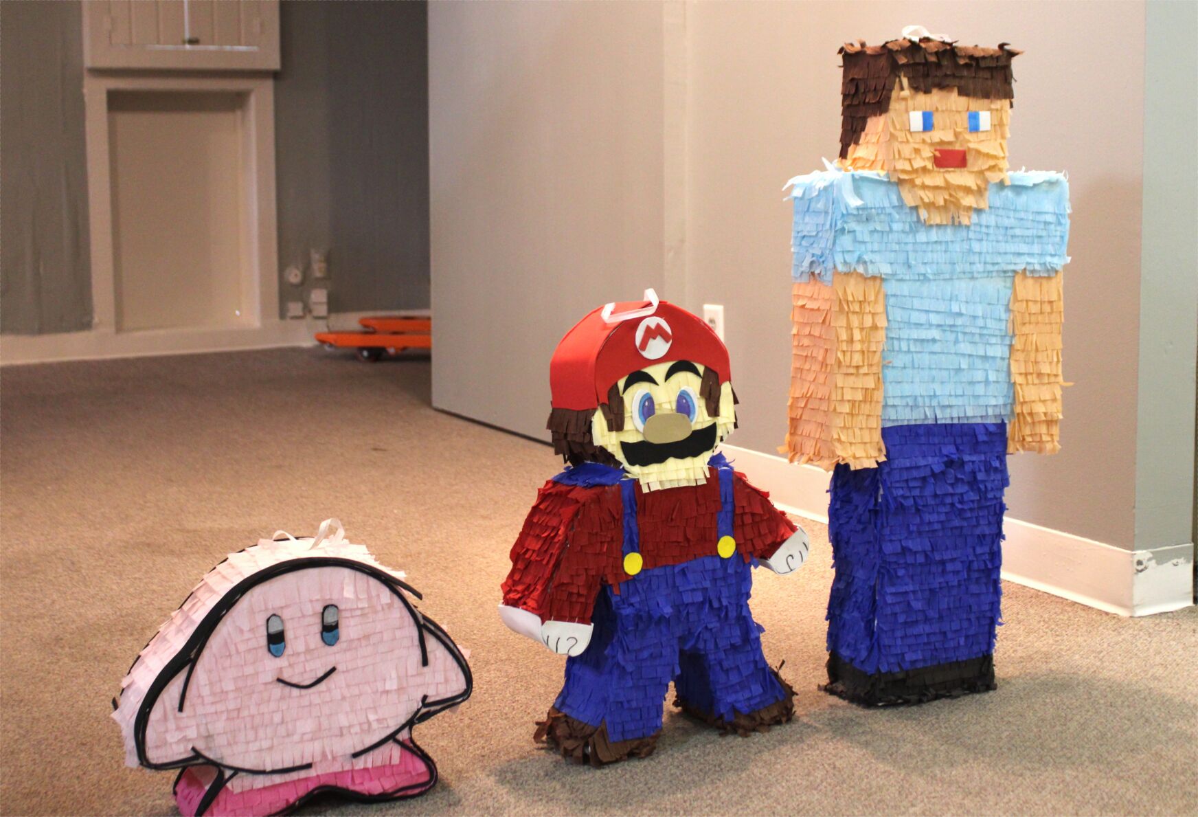 Young entrepreneur opens Mexico-inspired store with artisan piñatas ...