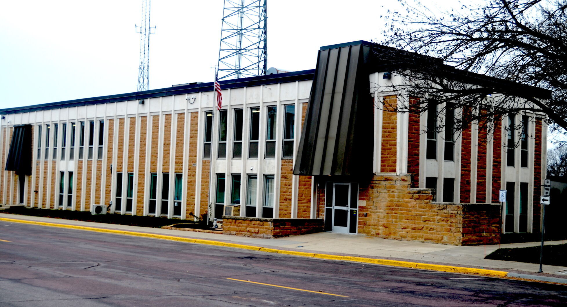 Amid tough labor market, Waseca County Jail struggles to hire ...