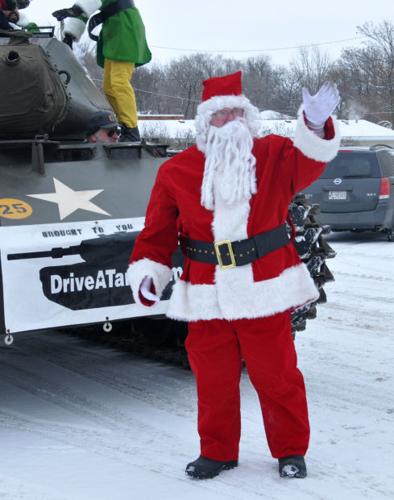 GALLERY: Santa rides a military tank into Kasota | News | southernminn.com