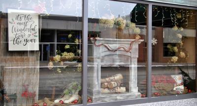 Best window decorator named | Community | southernminn.com