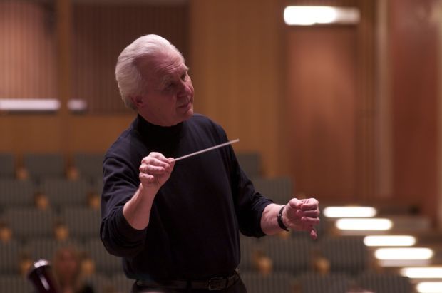 Gustavus conductor retires after 27 years leading St. Peter college's ...