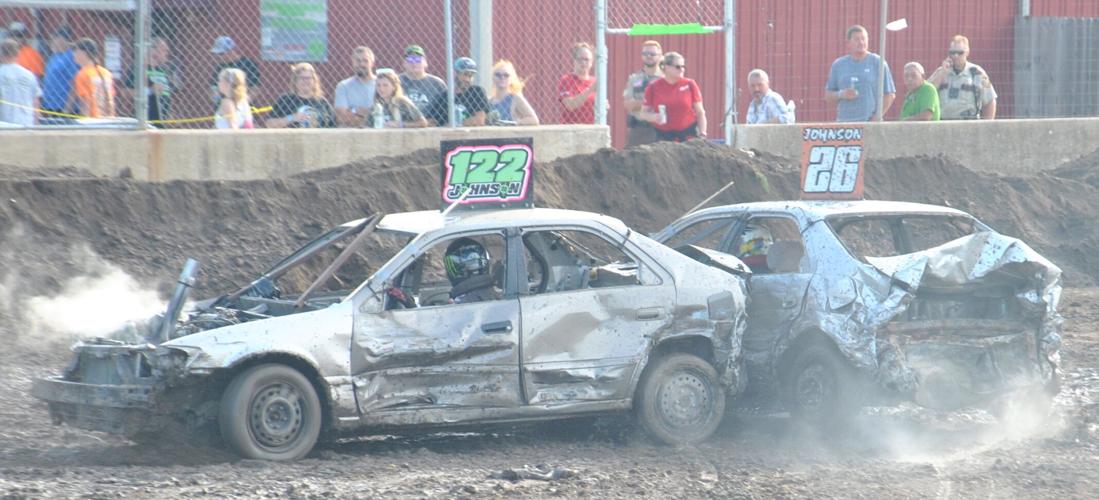 'Redneck paradise' draws massive crowd to fairgrounds | News ...