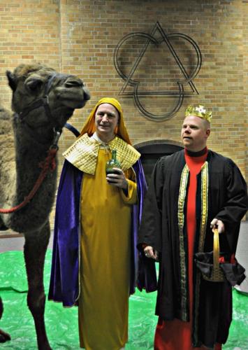 GALLERY: Nick the camel visits St. Peter church | News | southernminn.com