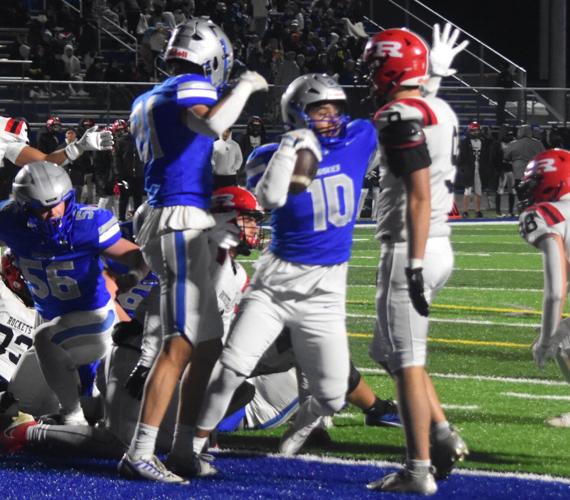 Huskies win Section 1AAAAA championship, head to state for 2nd straight ...