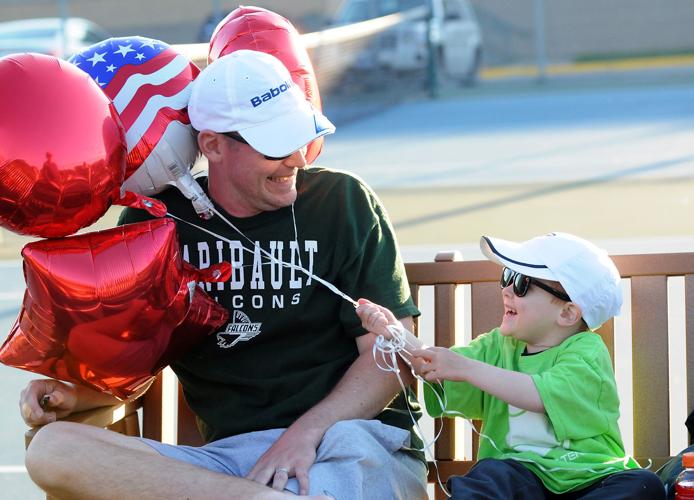 GALLERY: FHS girls tennis coach Darren Iverson breaks world record for ...