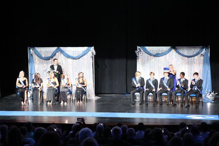 Owatonna names Homecoming King and Queen | Community | southernminn.com