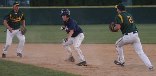 St. Peter advances to region, tops New Ulm 10-6 | Sports | southernminn.com