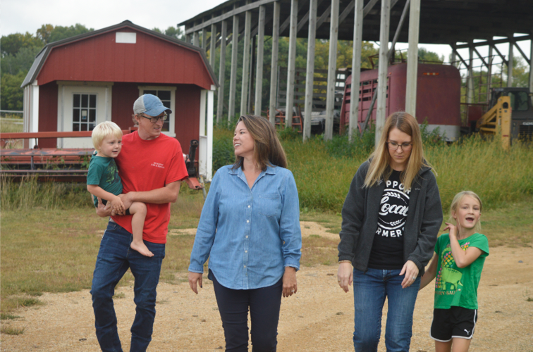 Angie Craig talks broadband investment, ag issues in Le Sueur County ...