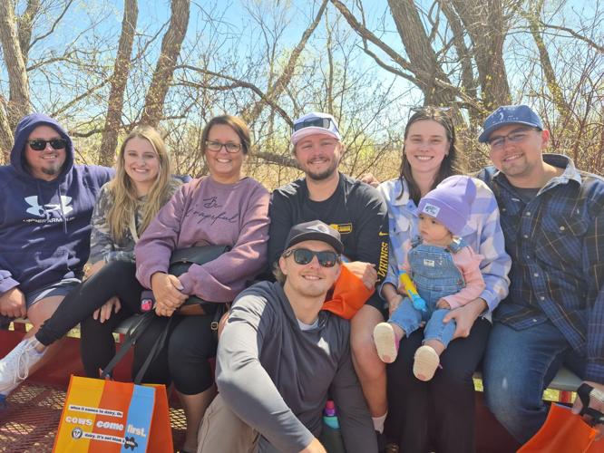 Barnyard Babies draws nearly 1,000 to Farmamerica | News | southernminn.com