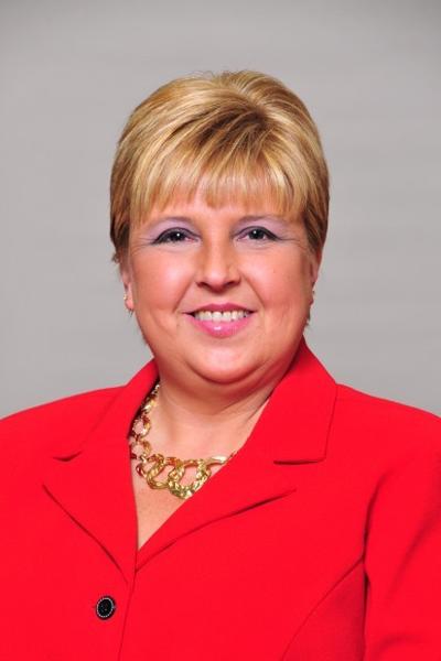 Laurie Dale of Kenyon is VFW Auxiliary State President | Community ...