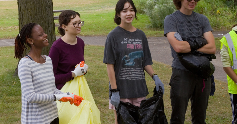 Volunteers come together for clean water | News | southernminn.com