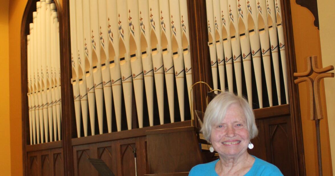 Beloved church organist retires after 50 years of Sunday services ...