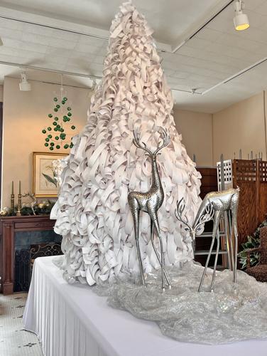 Christmas returns to Arts Center with community gift | News ...