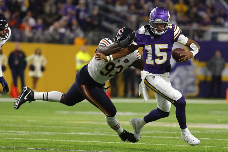 Bears outlast Vikings 12-10 on 4th field goal by Santos after 4 ...