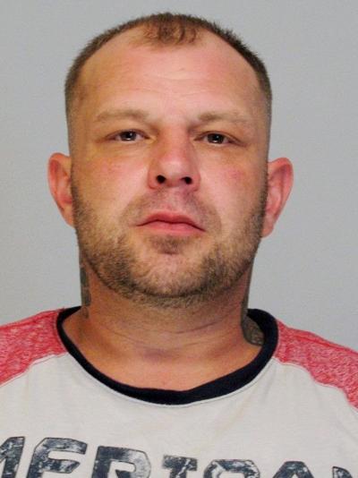 Owatonna man charged with felony domestic assault | News | southernminn.com