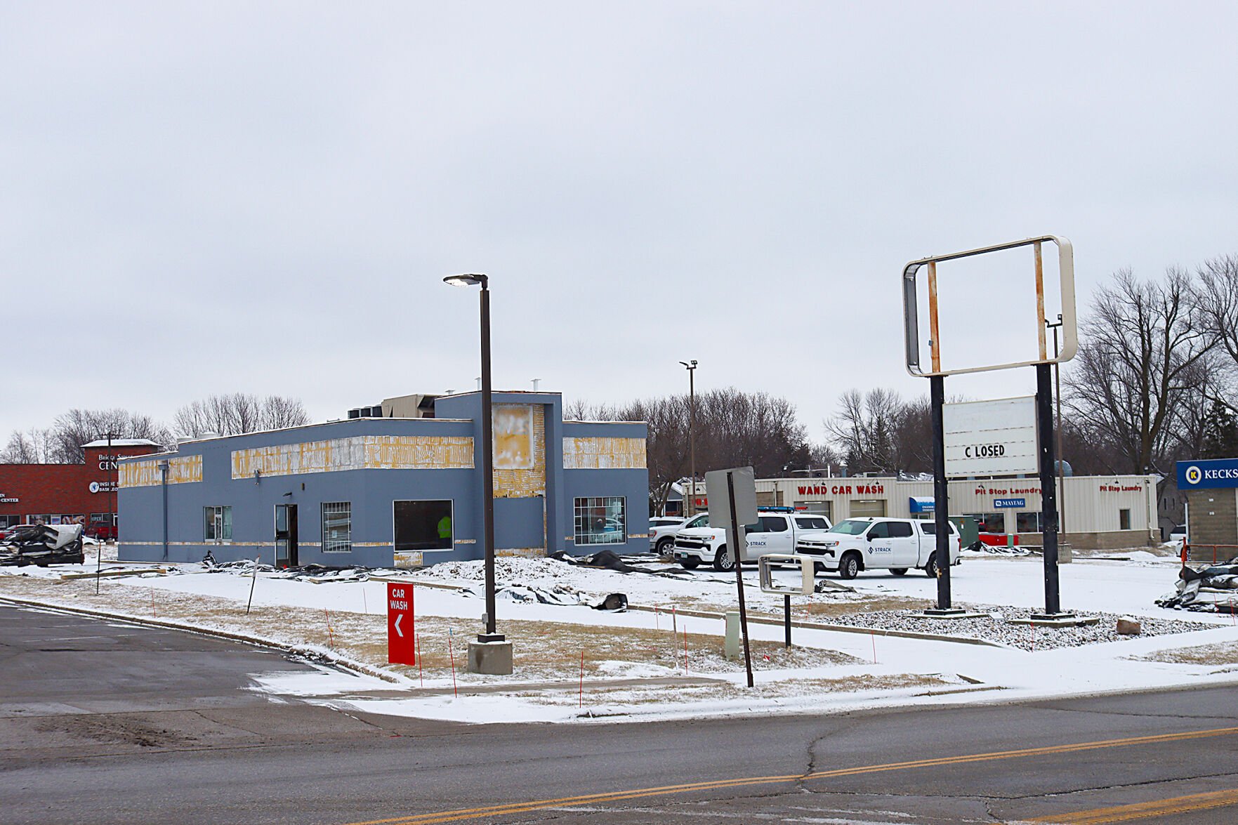 Long-awaited Chipotle preps move to Owatonna in former KFC building ...
