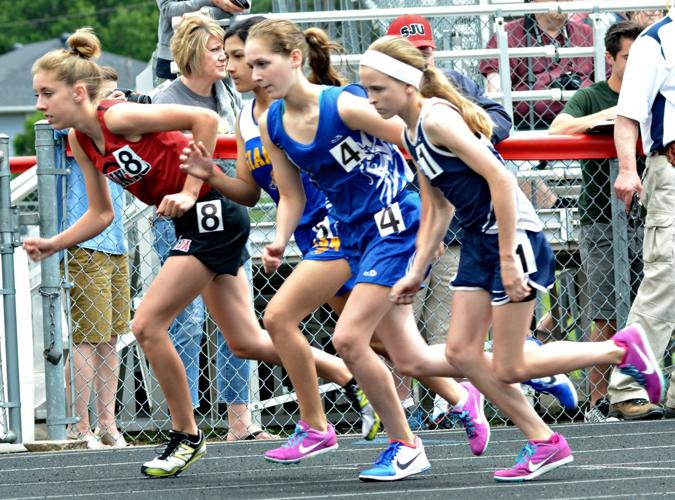 Long-distance runners lead JWP track in section | Sports | southernminn.com