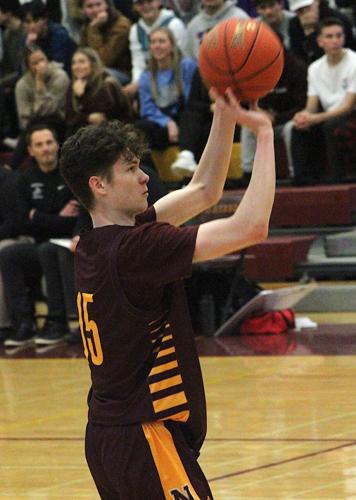 Raiders have to fight to take down Falcons | Sports | southernminn.com