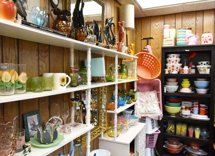 Antique, trinket shop brings yesteryear downtown | News | southernminn.com