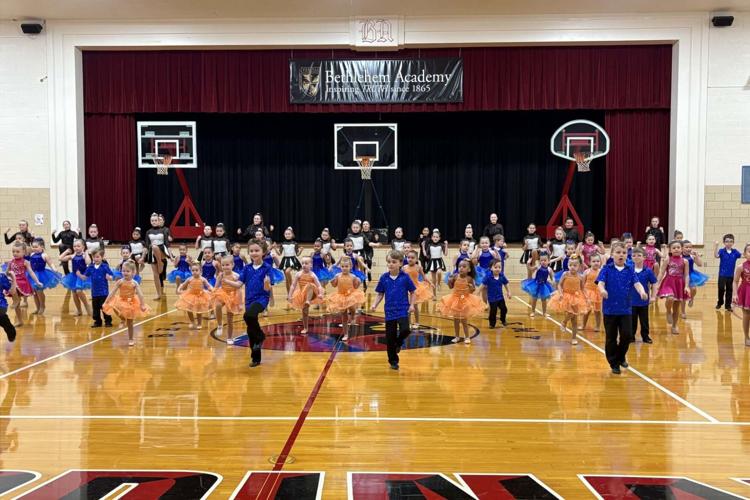 Studio of Stars Christmas Show | Sports | southernminn.com