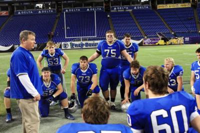 Owatonna football assistant Doug Wanous to receive Butch Nash Award ...