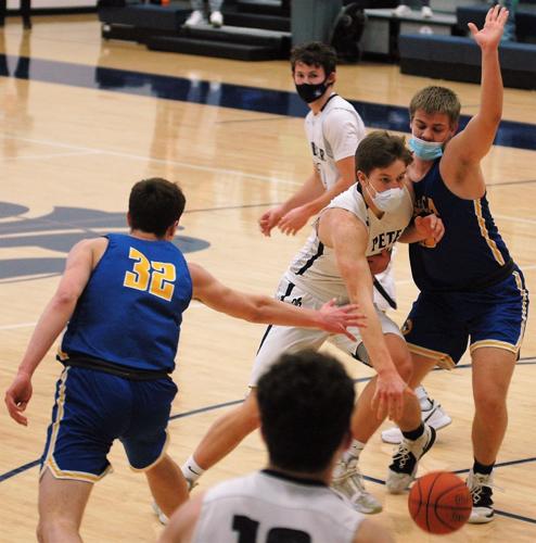 St. Peter boys basketball battles top ranked Waseca | Sports ...