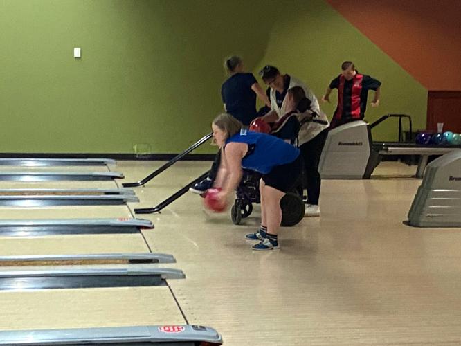 Strike Force has 11 individuals and 4 doubles teams qualify for MSHSL ...