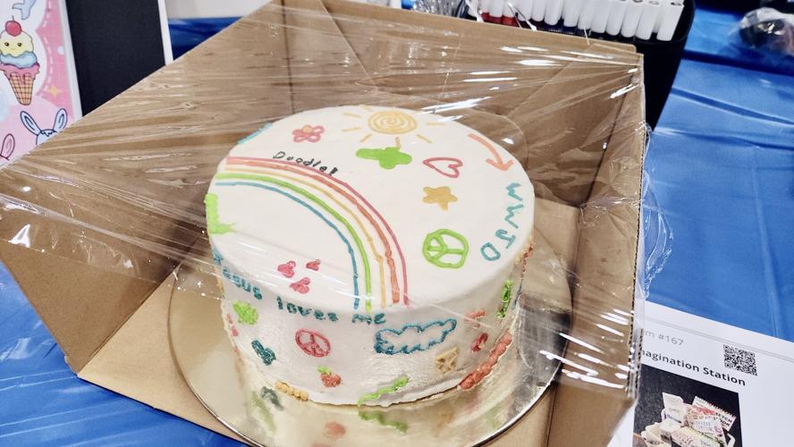 Young Life Cake Auction a sweet success | News | southernminn.com