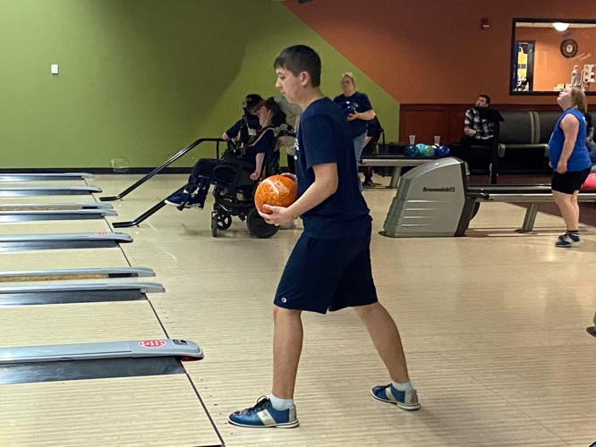 Strike Force has 11 individuals and 4 doubles teams qualify for MSHSL ...