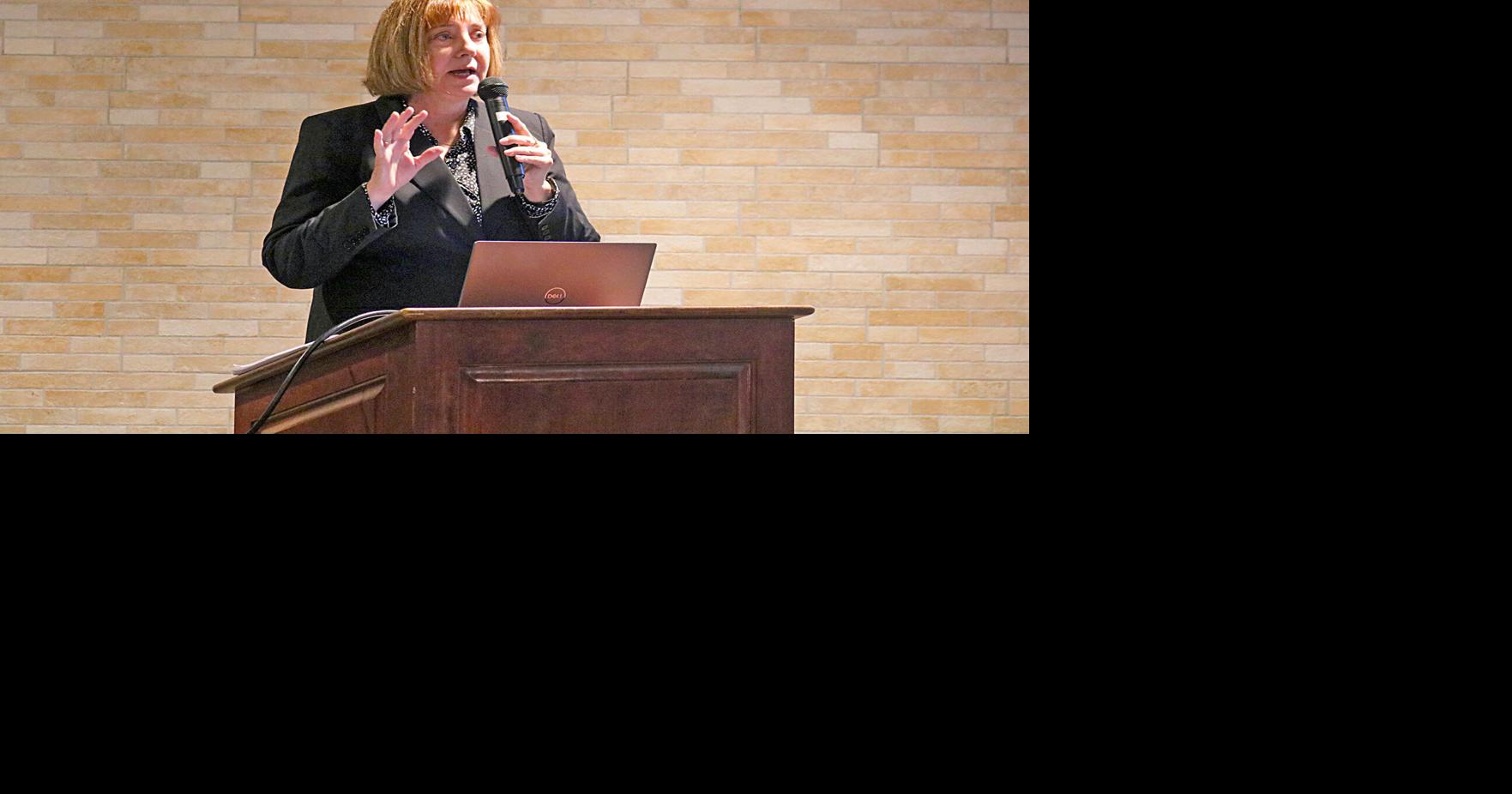 Owatonna City Administrator Kris Busse announces Aug. 8 retirement ...