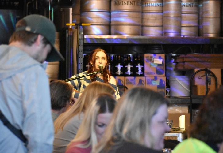 Anna Graves plays hometown set amid major tour, rising stardom | News ...