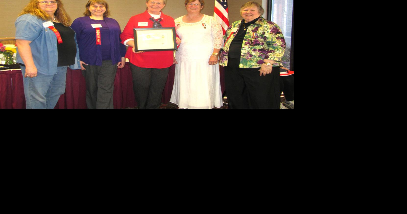 Shirley Abraham receives Dorothy Dodge award | Community | southernminn.com