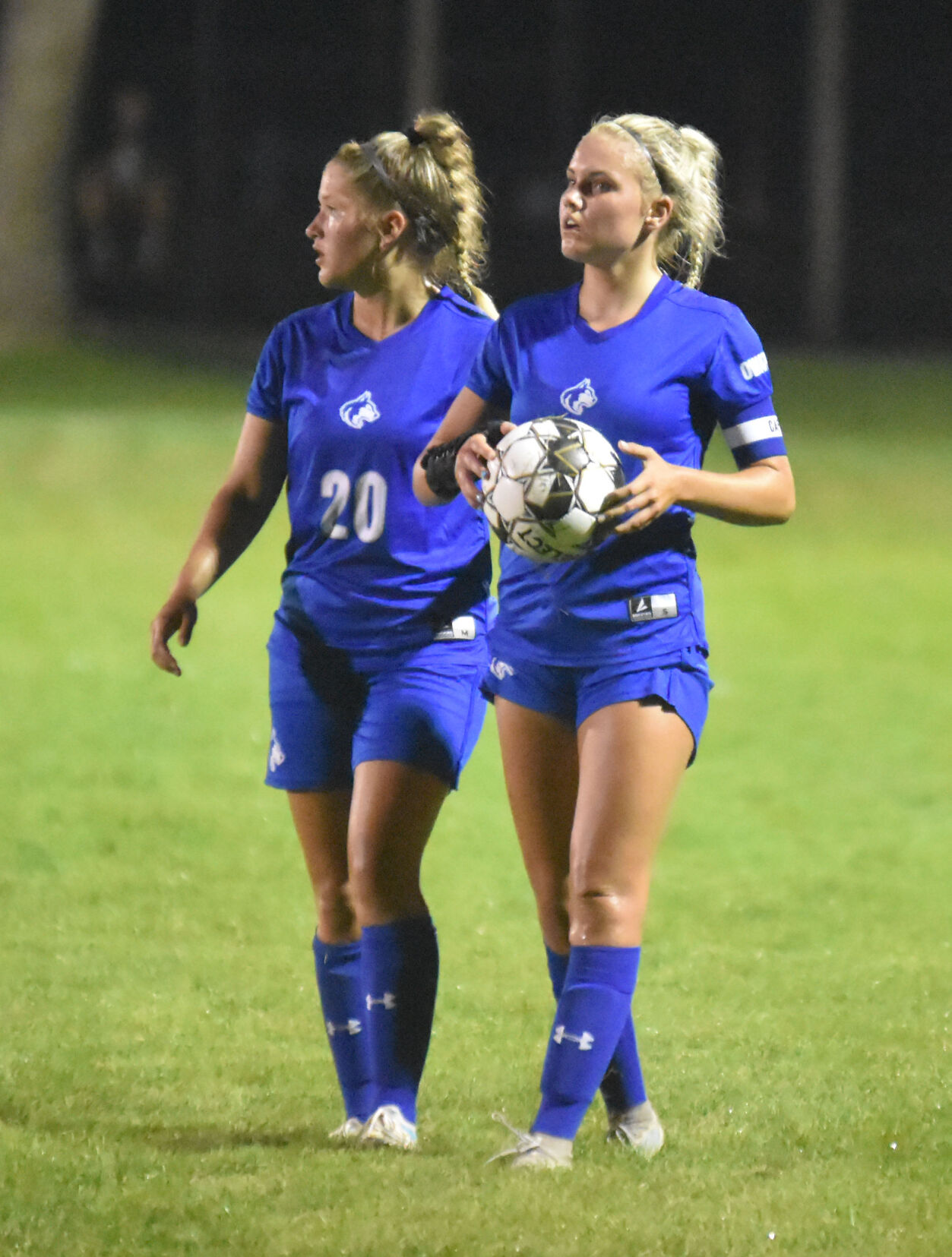 OPPJon: Ezra Oien embodies the 2-sports star | Sports | southernminn.com