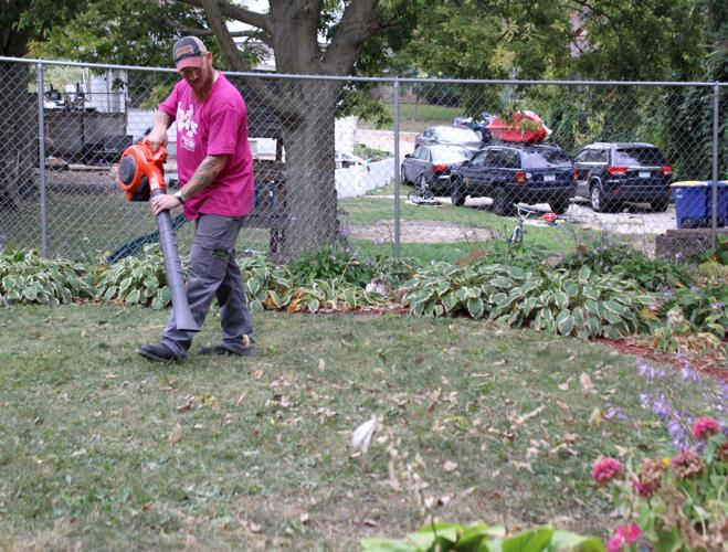 Day of Caring proves 'many hands make light work' | News | southernminn.com