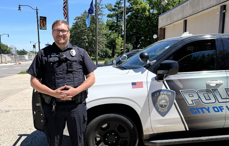 Le Sueur Police Department introduces new officer | Community ...