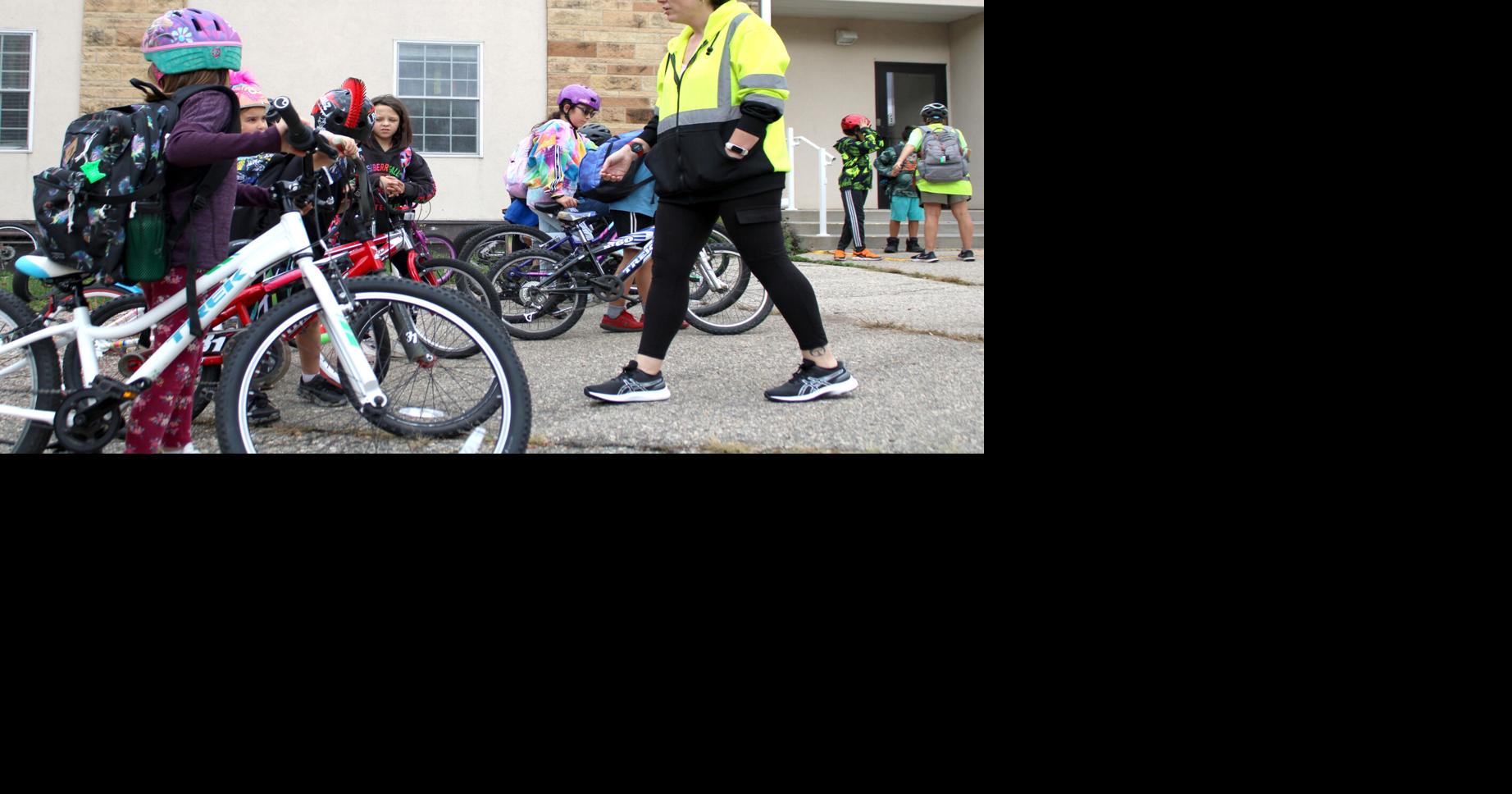 PHOTOS: STEM students celebrate Walk and Bike to School Day | Community ...